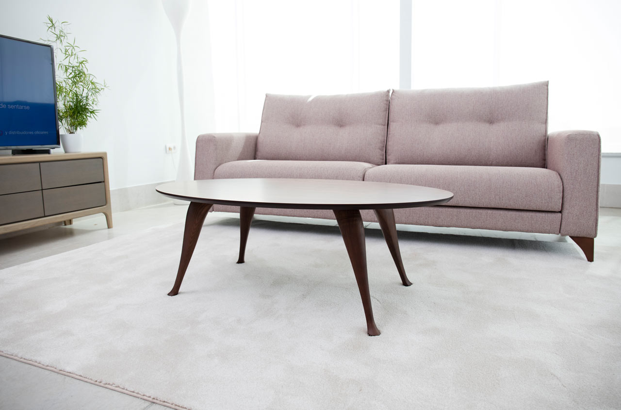 Aston table | Famaliving